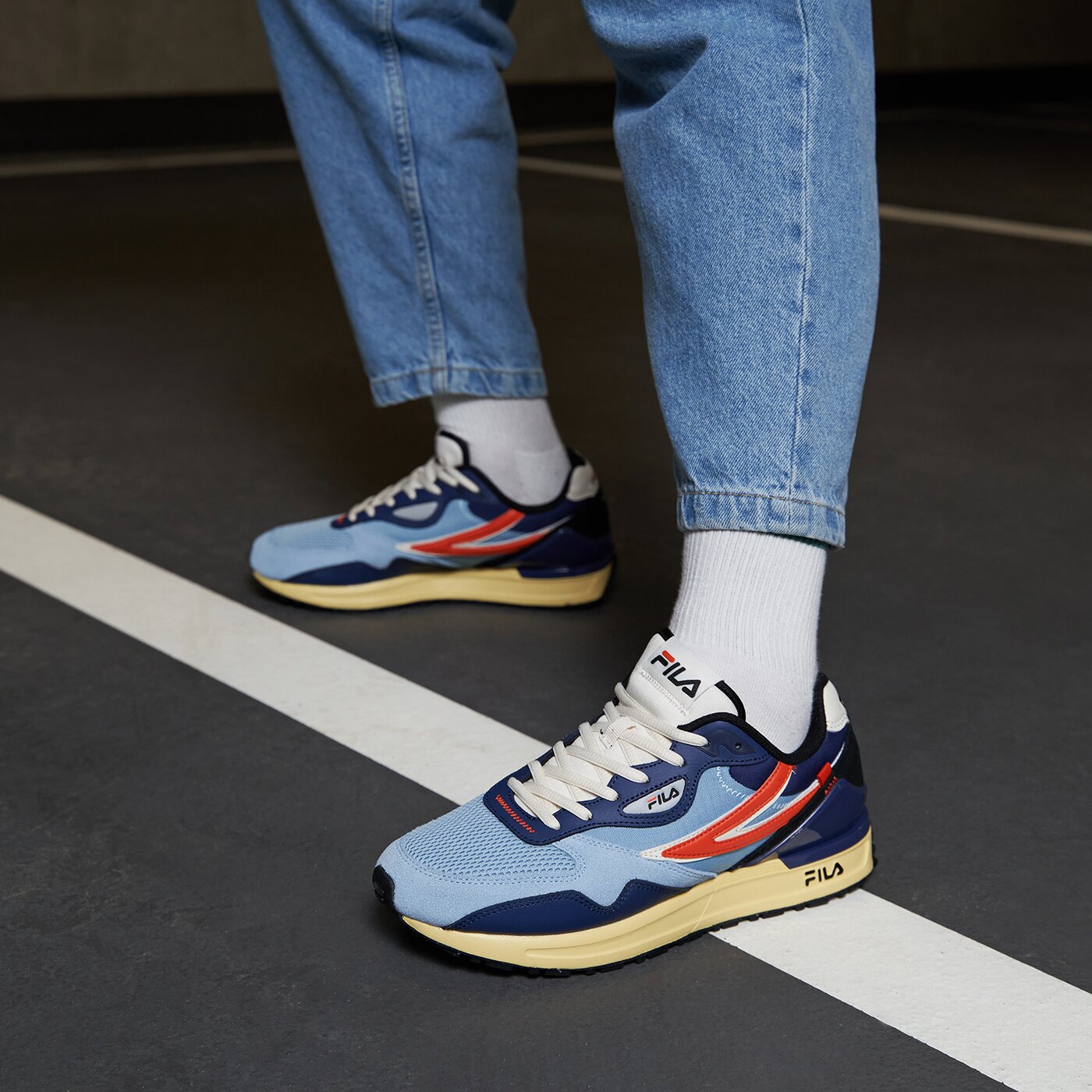 FILA VALADO 2 1RM02108438 KÉK 26 990,00 HUF! Legendás Sportcipő Férfi ...