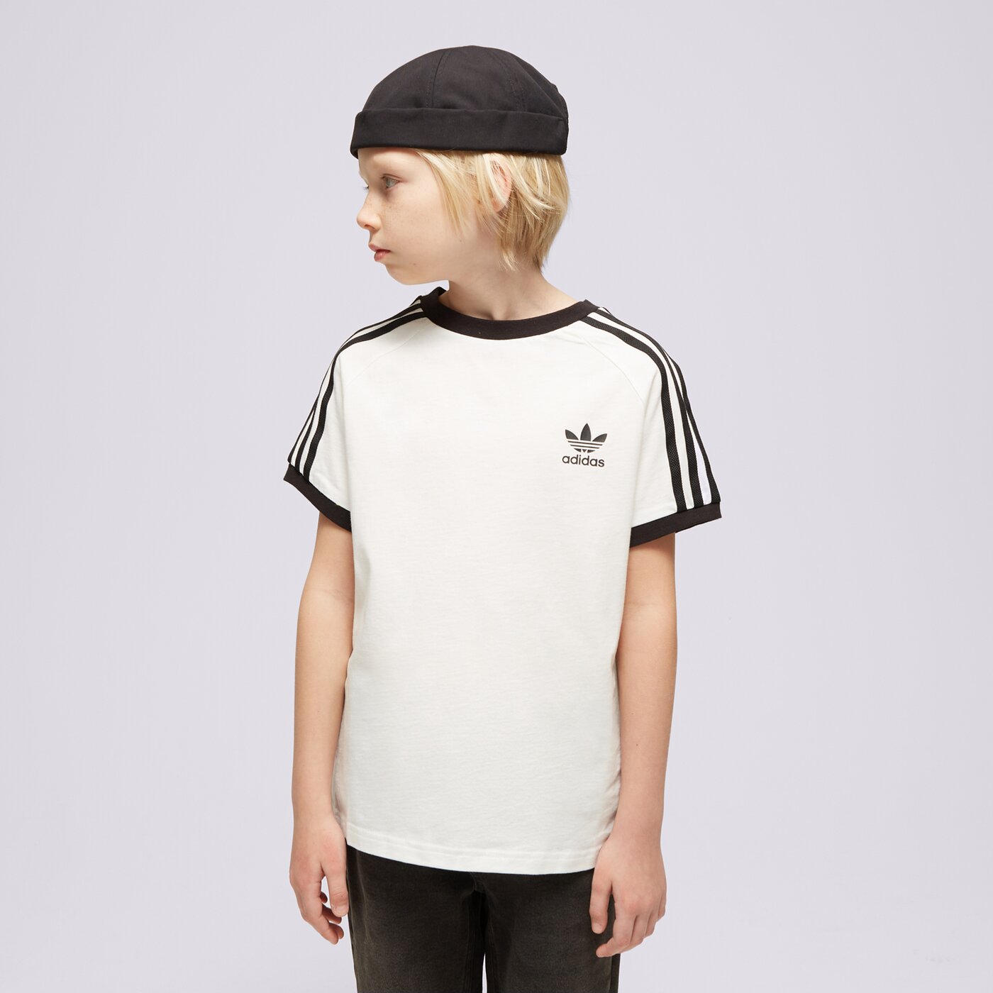 ADIDAS PÓLÓ 3STRIPES TEE BOY HK0265 FEKETE 6 990,00 HUF | Póló | Kiváló ...