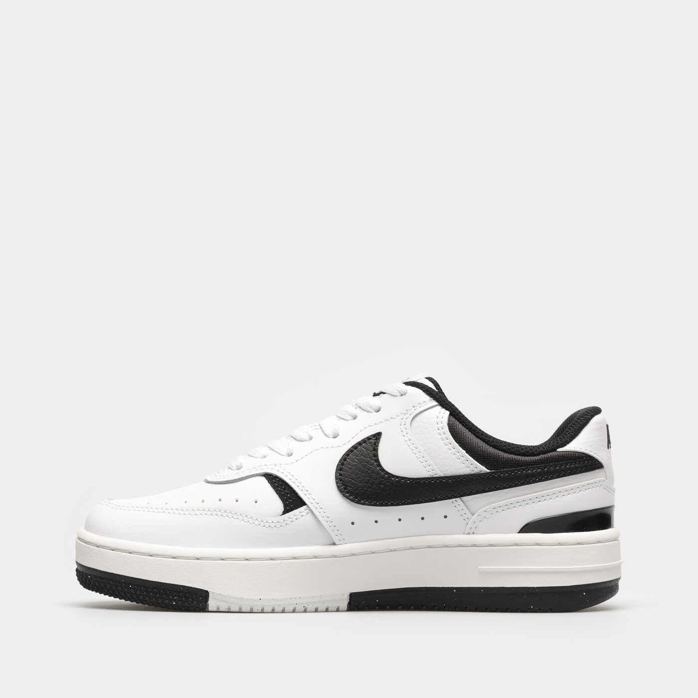 NIKE GAMMA FORCE DX9176-100 FEHÉR 41 990,00 HUF | Sportcipő | Kiváló minőség! Sizeer.hu