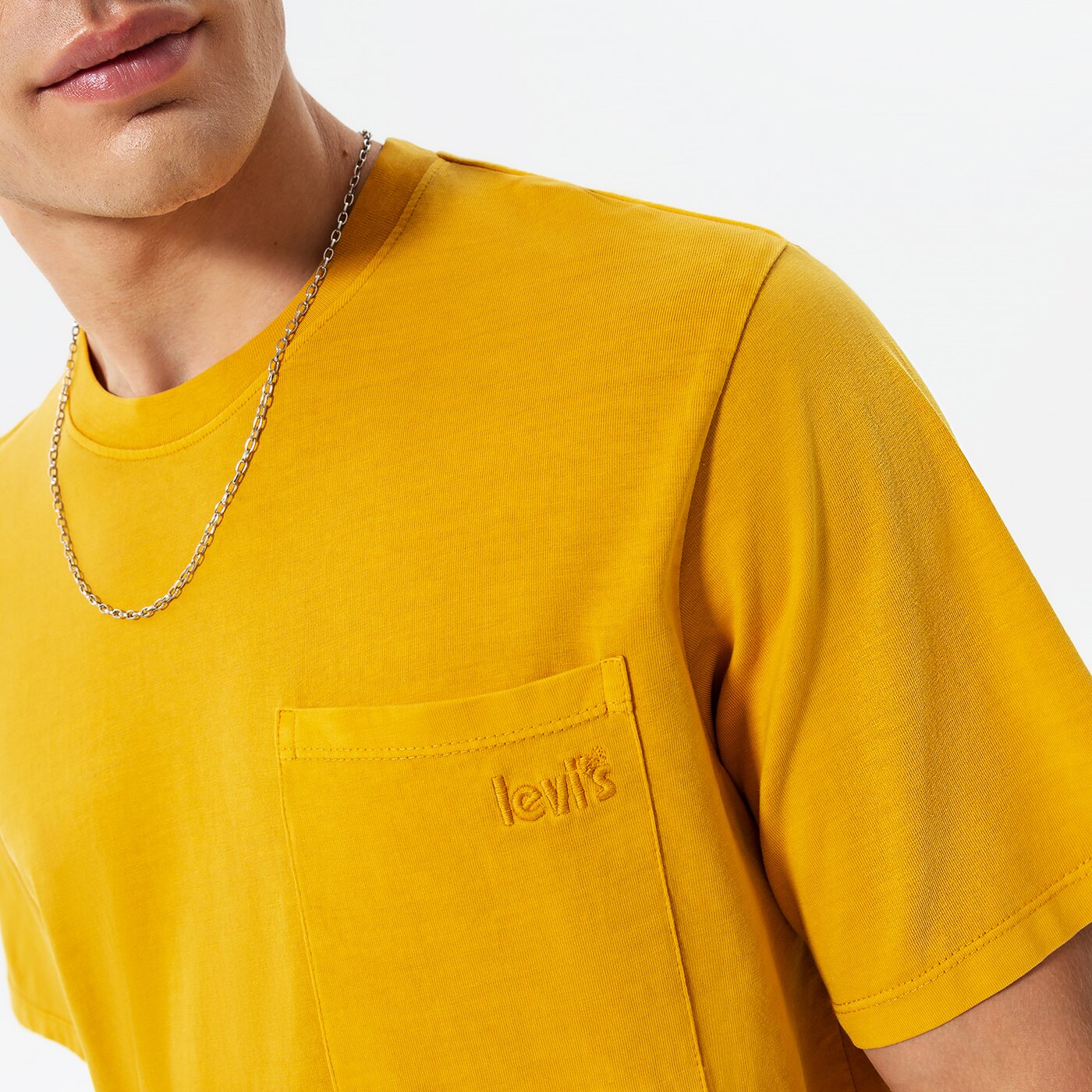 LEVI'S PÓLÓ SEASONAL POCKET TEE A3697-0001 Mustársárga 9 341,00 HUF ...