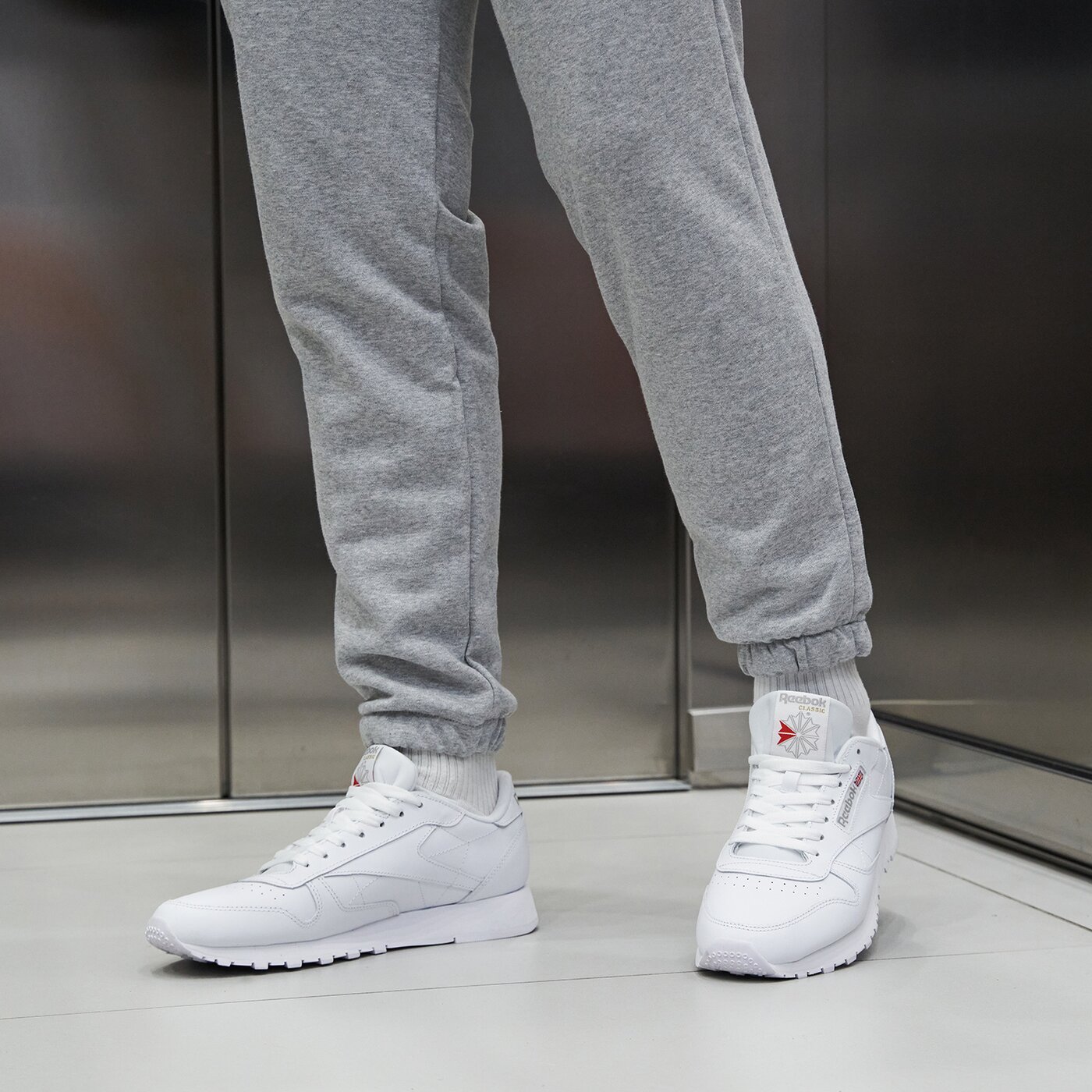 REEBOK CLASSIC LEATHER GY0953 FEKETE 26 091,00 HUF! Legendás Sportcipő ...