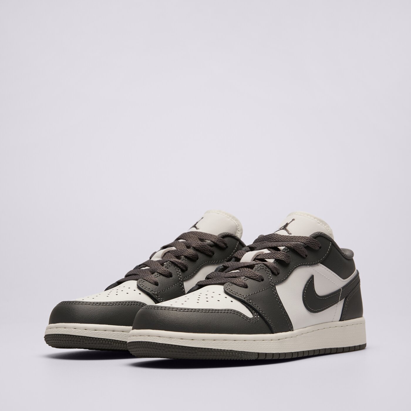 AIR JORDAN 1 LOW 553560-044 SZÜRKE 37 990,00 HUF | Sportcipő | Kiváló ...