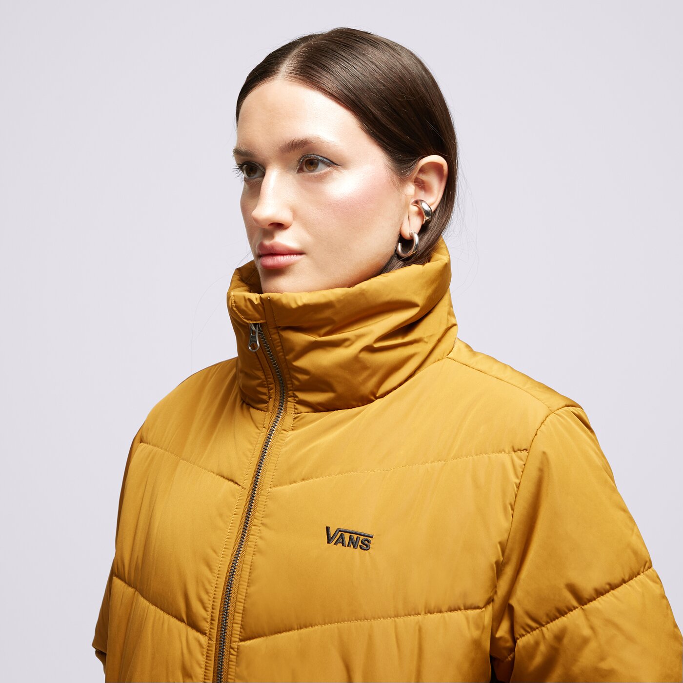 VANS KABÁT TÉLI FOUNDRY PUFF VN0A7YK51M71 BARNA 26 990,00 HUF ...