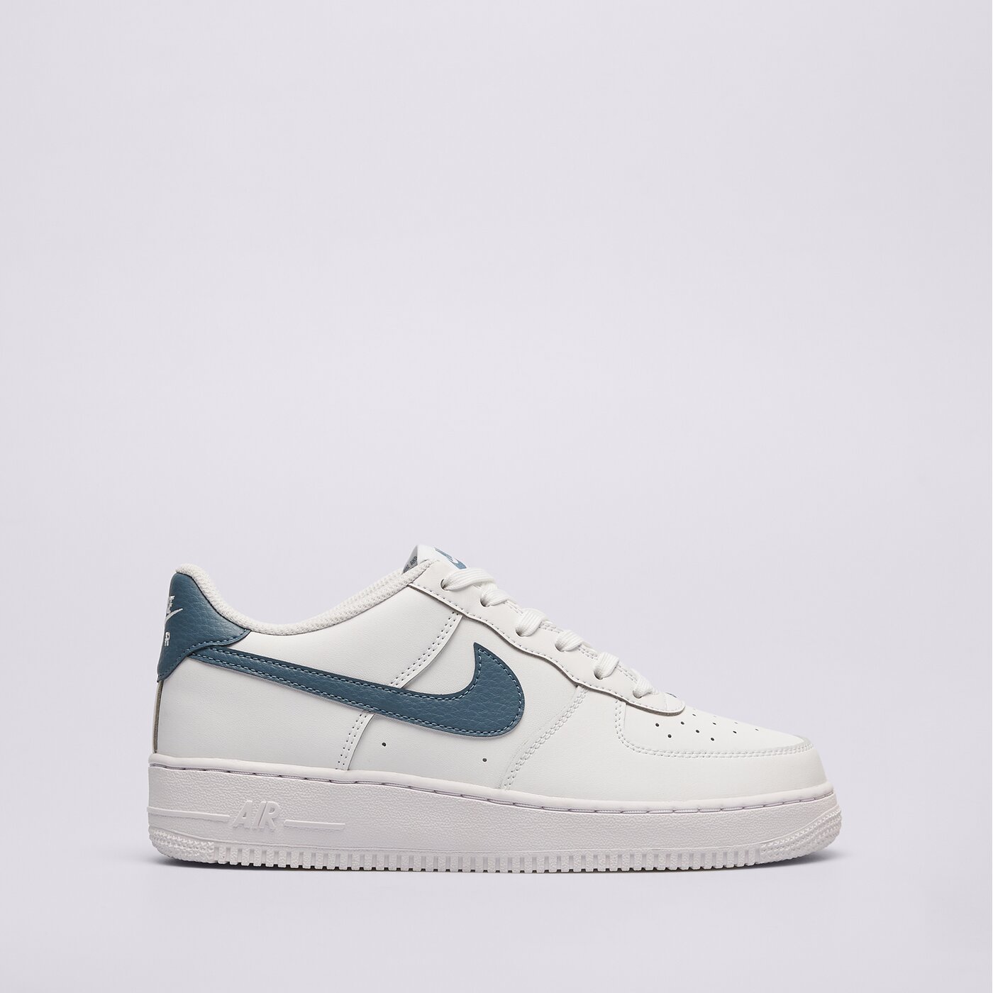 NIKE AIR FORCE 1 BG FV5948-121 FEHÉR 22 990,00 HUF | Sportcipő | Kiváló ...