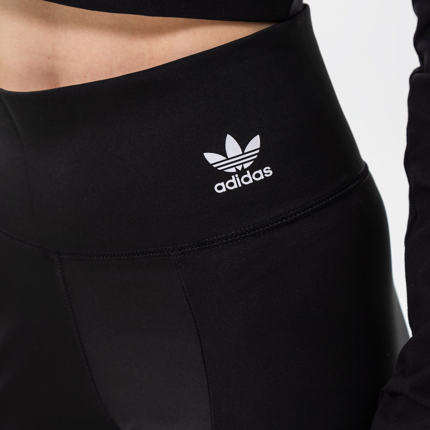 ADIDAS NADRÁG OPEN HEM TIGHTS HC1972 FEKETE 10 990,00 HUF | Nadrág ...