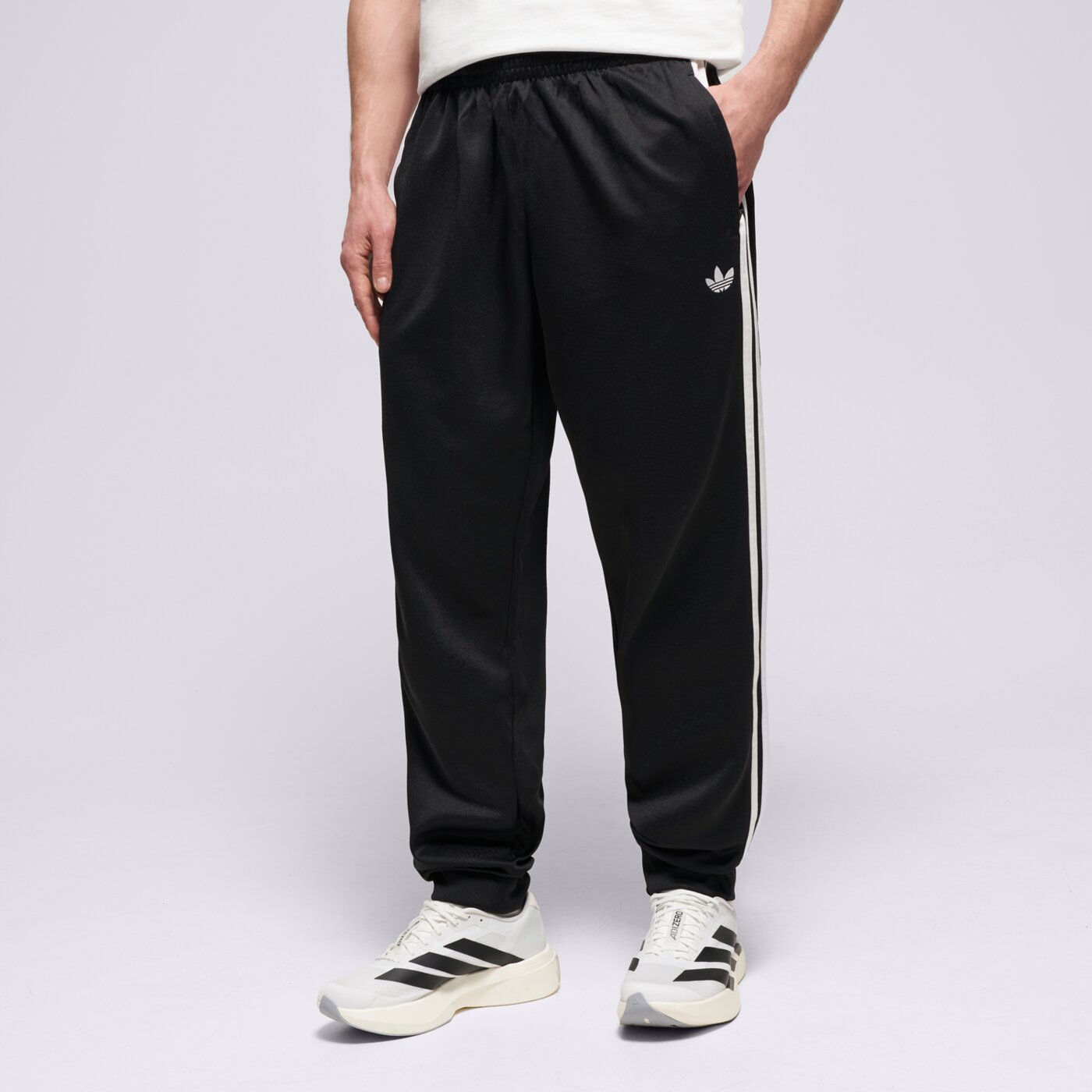 ADIDAS NADRÁG SST TP KE3517 FEKETE 26 990,00 HUF | Nadrág | Kiváló ...